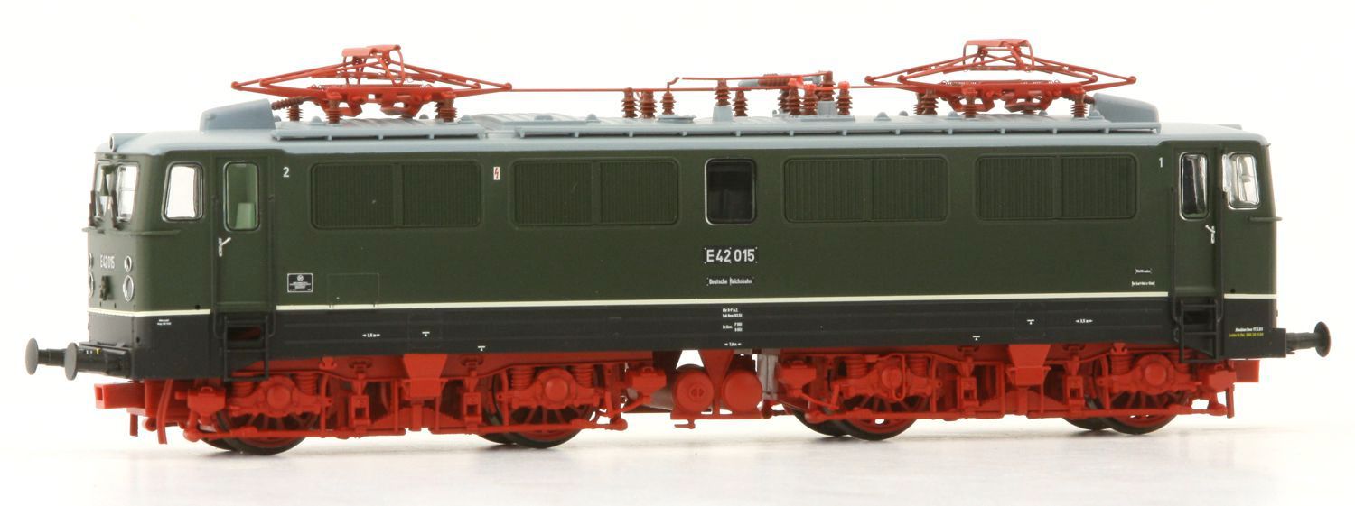 Große BRAWA-Aktion • H0 • über 100 Loks und Wagen bei elriwa