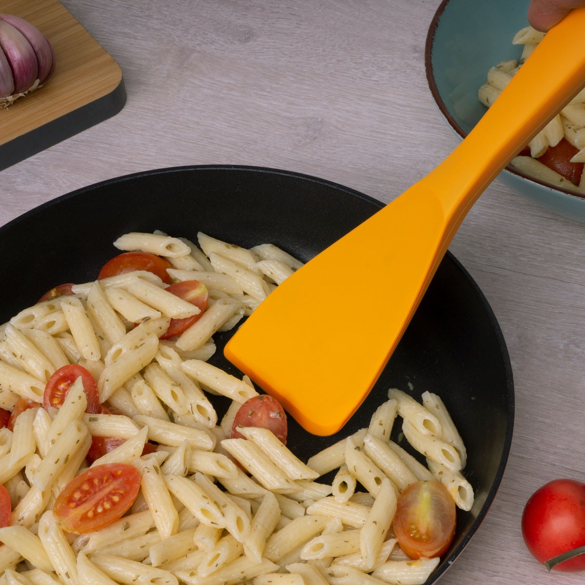 LURCH Smart Tool Flipper Spatula 28cm silicone | Lemonade | 00240044